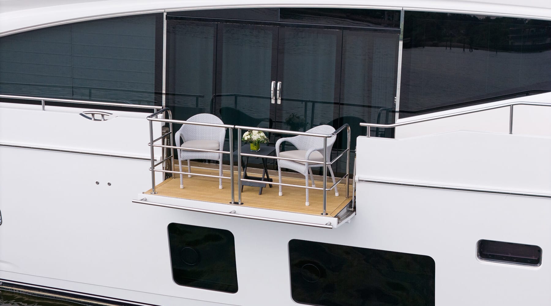 Princess Y88 LADY J for Sale | Moran Yacht & Ship