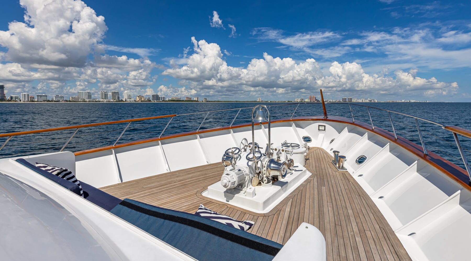 Feadship Yacht For Sale | Feadship LADY SANDALS | Moran Yachts